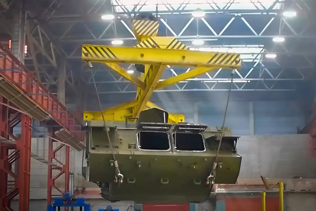 LMZ Delivers First Mass-Produced SAM Hull to Customer