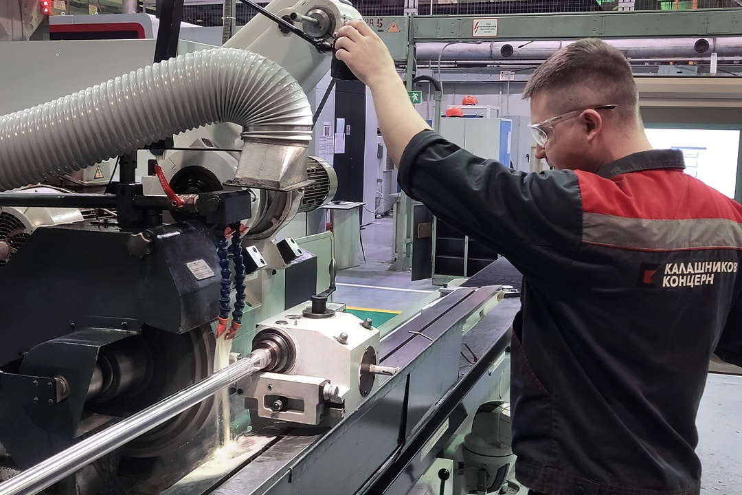 Kalashnikov ow manufactures parts to replace European-made ones